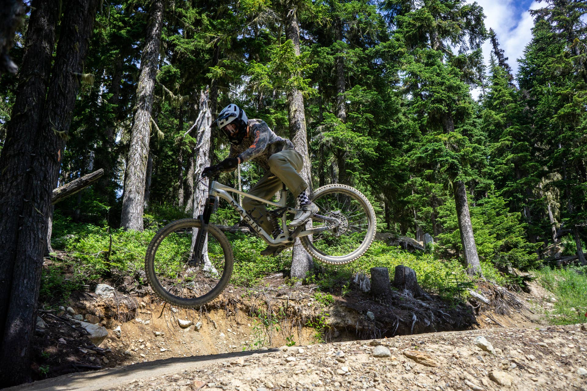 Mountain Bike Trail Features: The Essential Guide - BikeMag