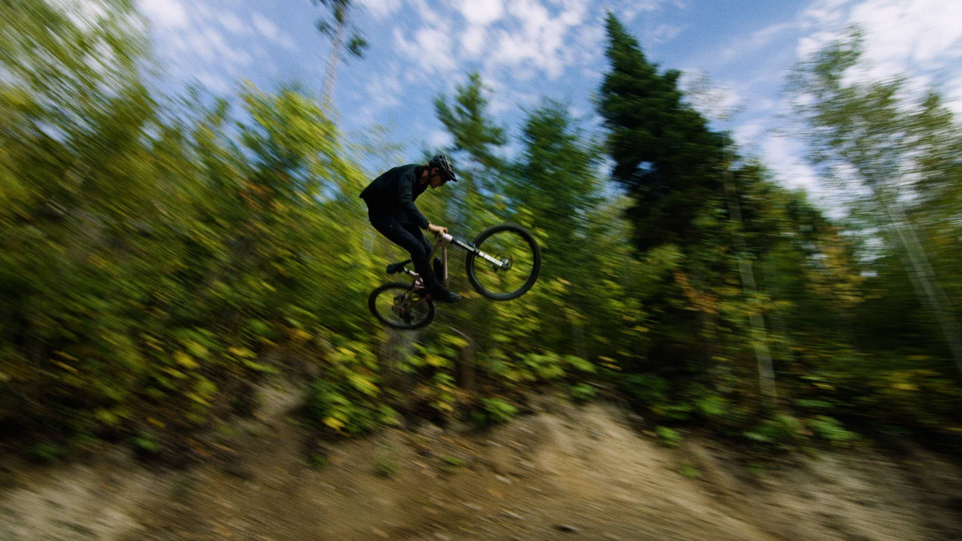 Watch Pro Skier Dominate Trails on a Mountain Bike - BikeMag