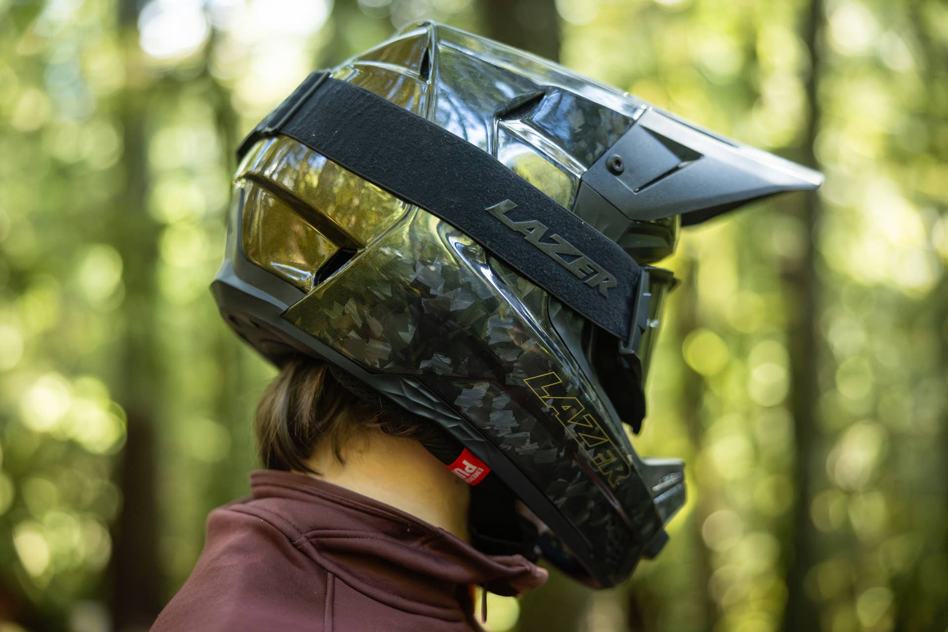New Lightweight Carbon Downhill Helmet from Lazer - BikeMag