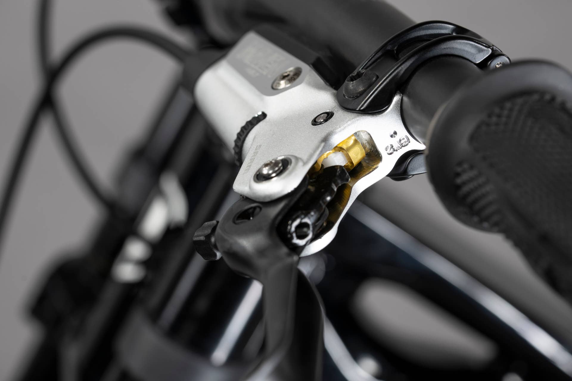 Brembo Enters Mountain Biking: Everything About the New GR-PRO Brakes ...