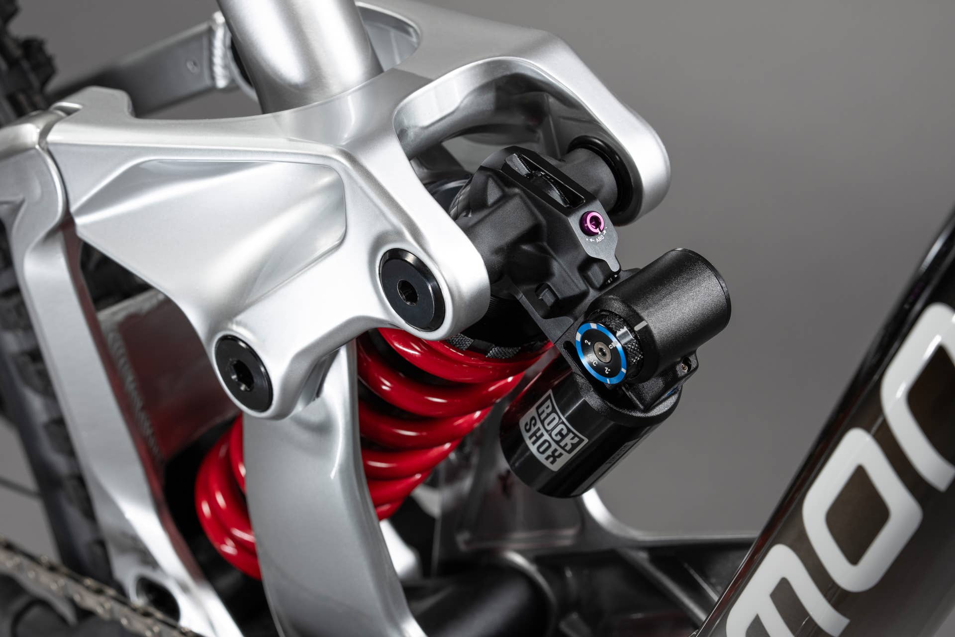 SRAM's Big Downhill MTB Launch: New Fork, Coil Shock, Brakes & Wireless ...