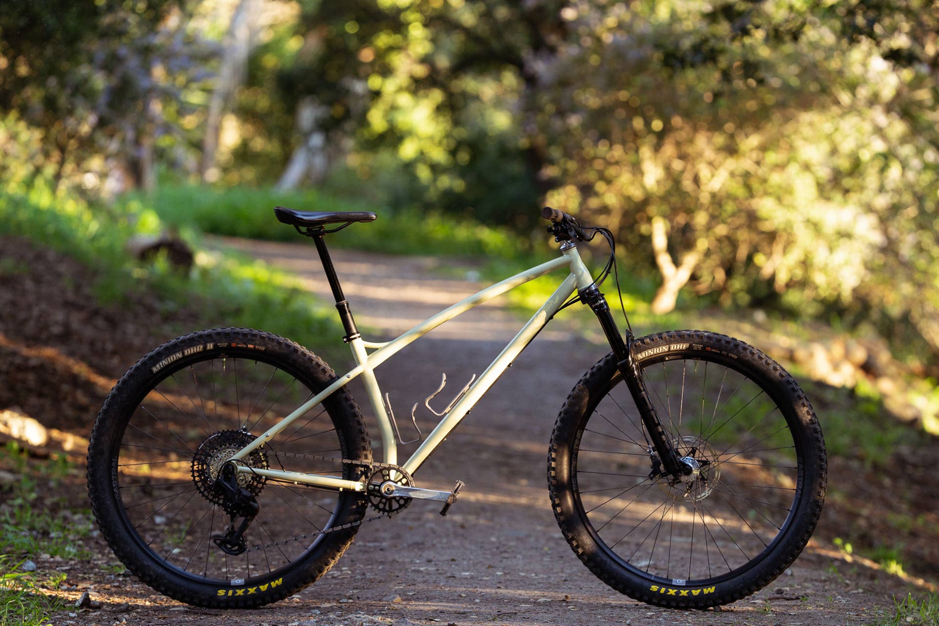 This Steel Hardtail Just Got Better: Meet the 2026 Sklar Tall Tale ...