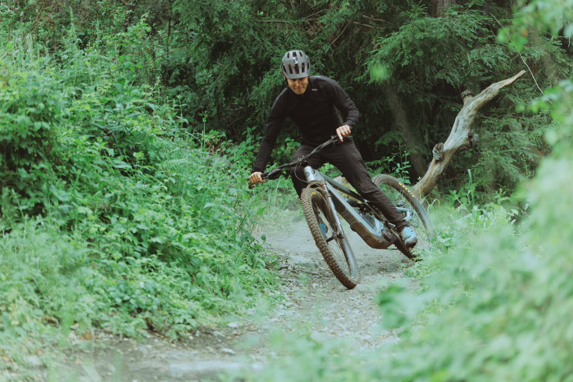 New Ibis Oso Overhaul: The 3-in-1 Full Power eMTB Without an Avinox ...