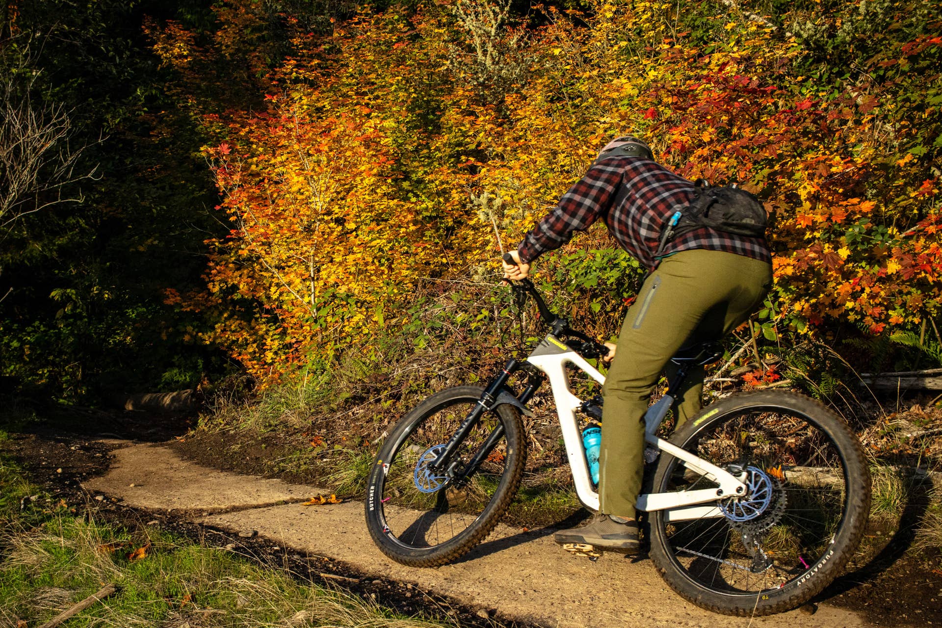 Tested: Club Ride Shaka Flannel and Rider Pant