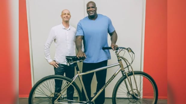 NBA Hall Of Famer Shaquille O'Neal Owns A Custom 36-Inch Mountain Bike - BikeMag