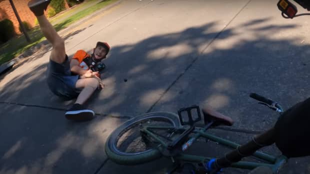 E-Bike Thief Stops To Pet Golden Retriever Before Riding Away