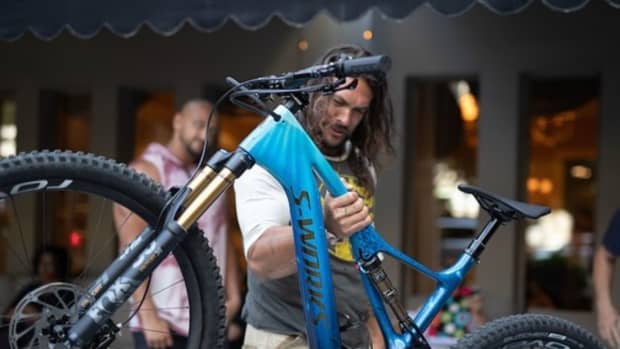 World Record Holder Tom Isted Shows Off His Custom Darkfest Bike
