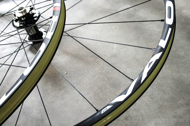 Stan's NoTubes carbon rim ZTR Valor review – BIKE Mag