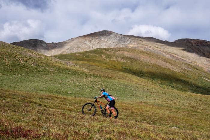 The Breck Epic Crosses The Continental Divide - BikeMag