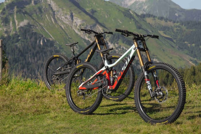 Pivot Releases Its New Phoenix DH Mountain Bike - BikeMag