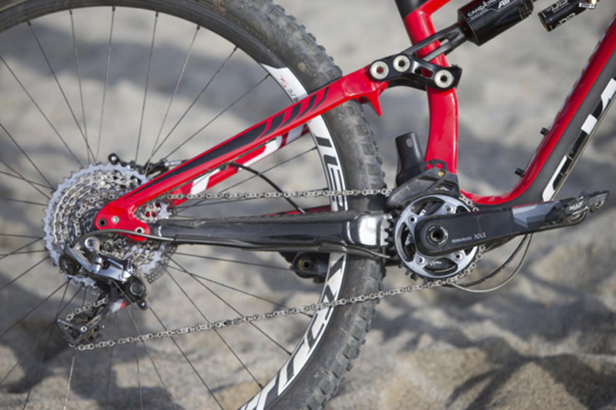 Specialized Enduro 29er Review - BikeMag