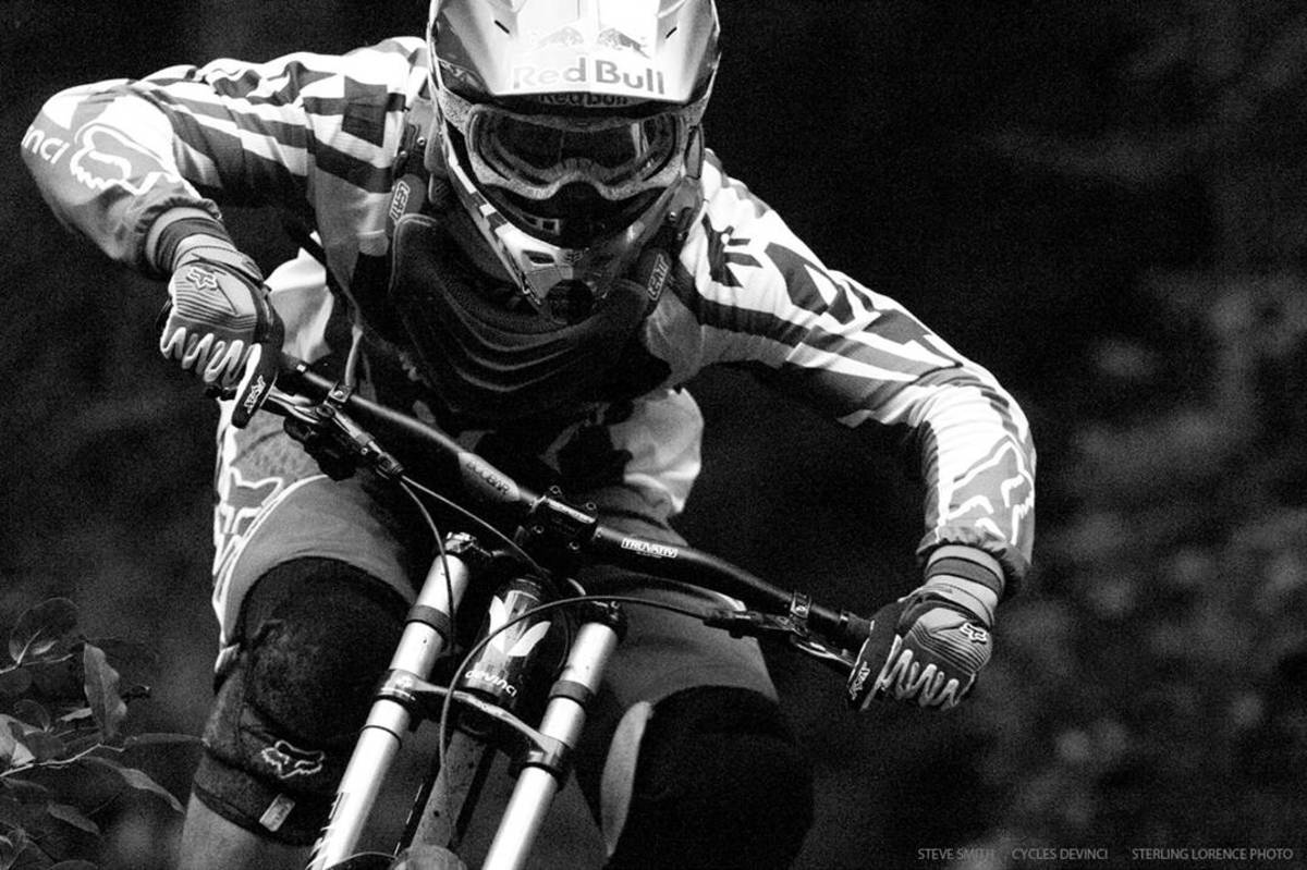 Steve Smith Signed to Newly-Formed Devinci Global Racing