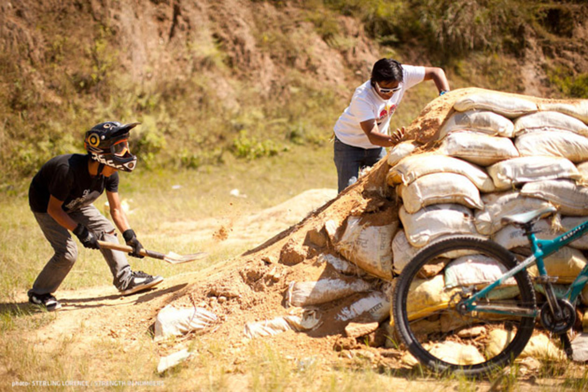 Strength in Numbers: Andrew Shandro and René Wildhaber in Nepal