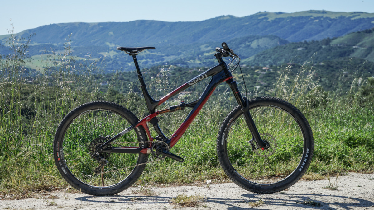 First Ride: Spot Rollik 557