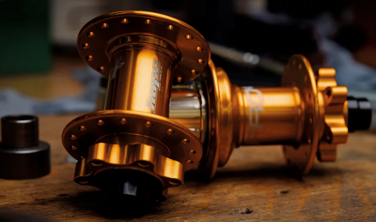 The Making of the New Hope Pro 4 Hubs | BIKE Magazine