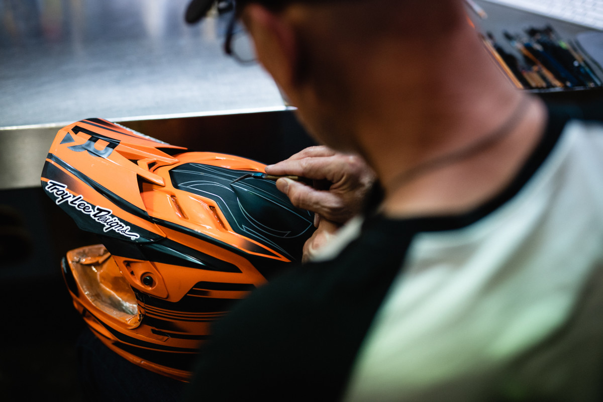 Behind the Scenes Look at a Custom D4 Helmet Paint Job | BIKE Mag