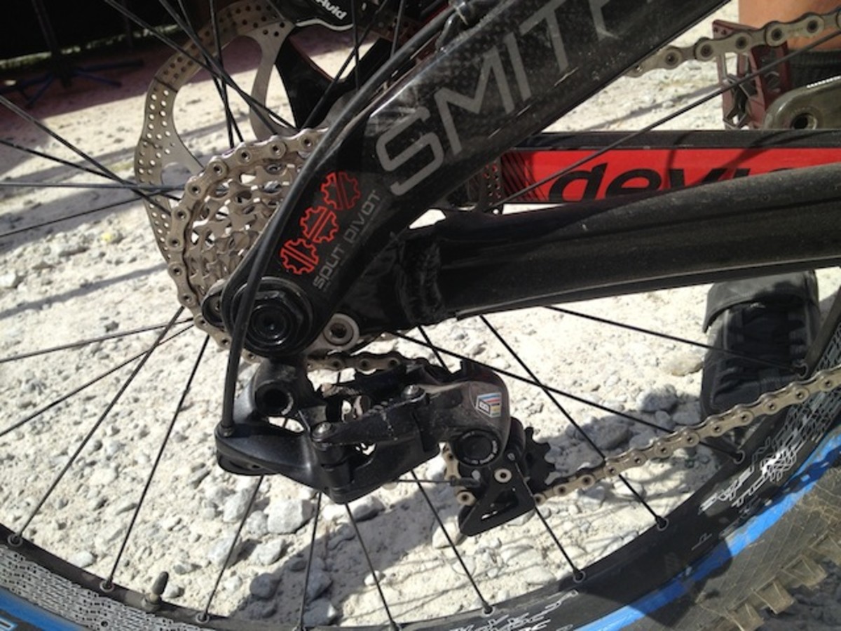Spotted: SRAM 7-speed drivetrain