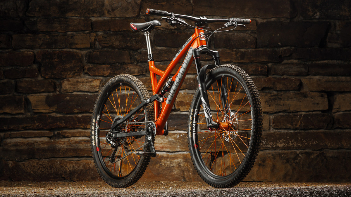 Review: Durango Blackjack - BikeMag