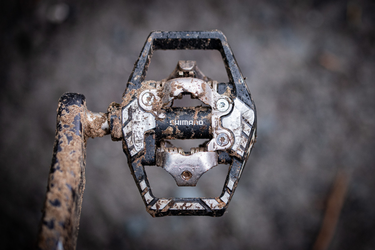 Testing the Thinnest Clipless MTB Pedals in the World - BikeMag