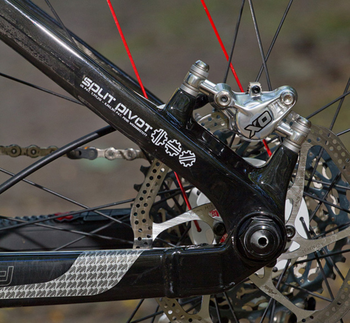 Morewood debuts Split Pivot bikes