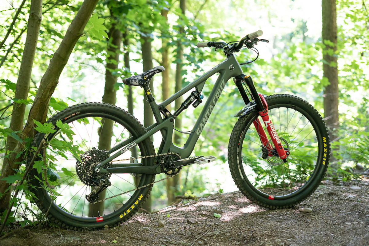 Video: Luke Cryer on Fire in a Dusty UK