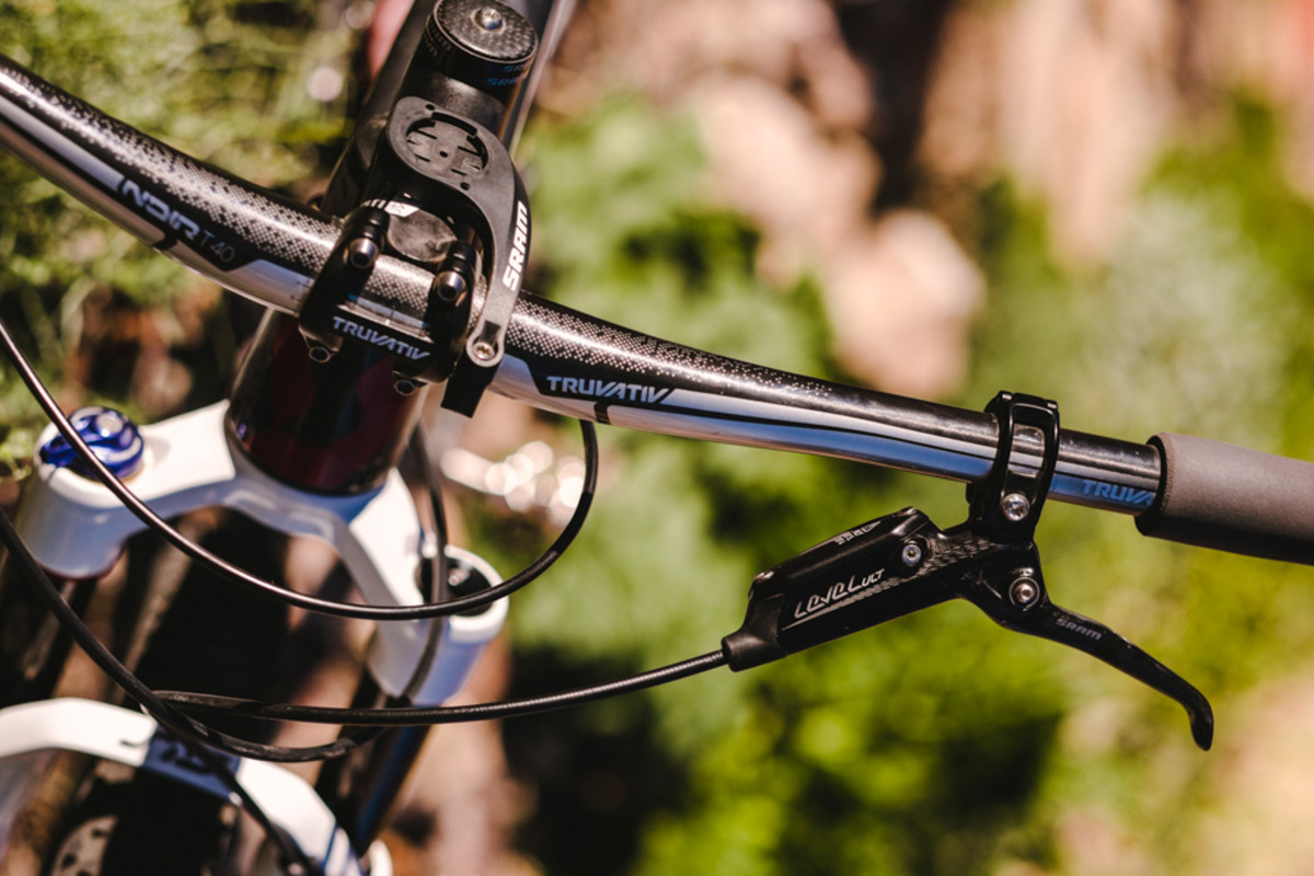 First Look: SRAM Level Brakes