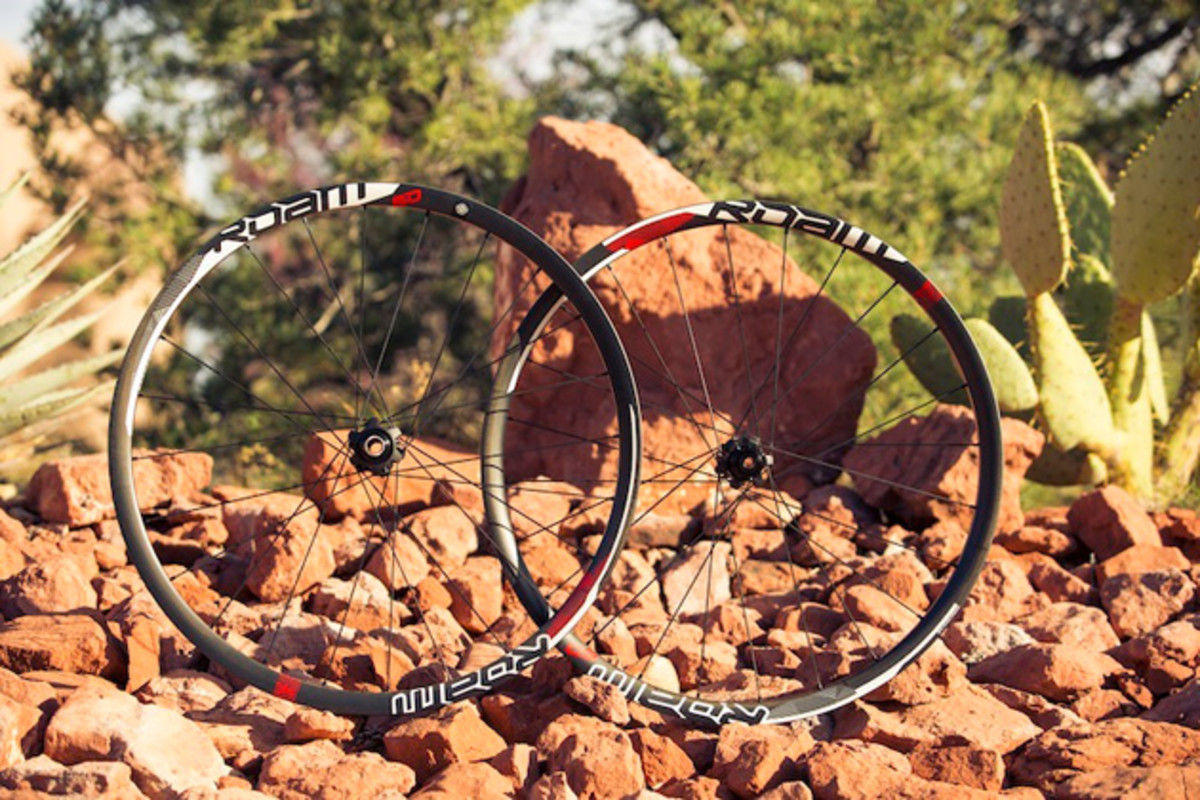 SRAM Unveils New Roam and Rail Wheels