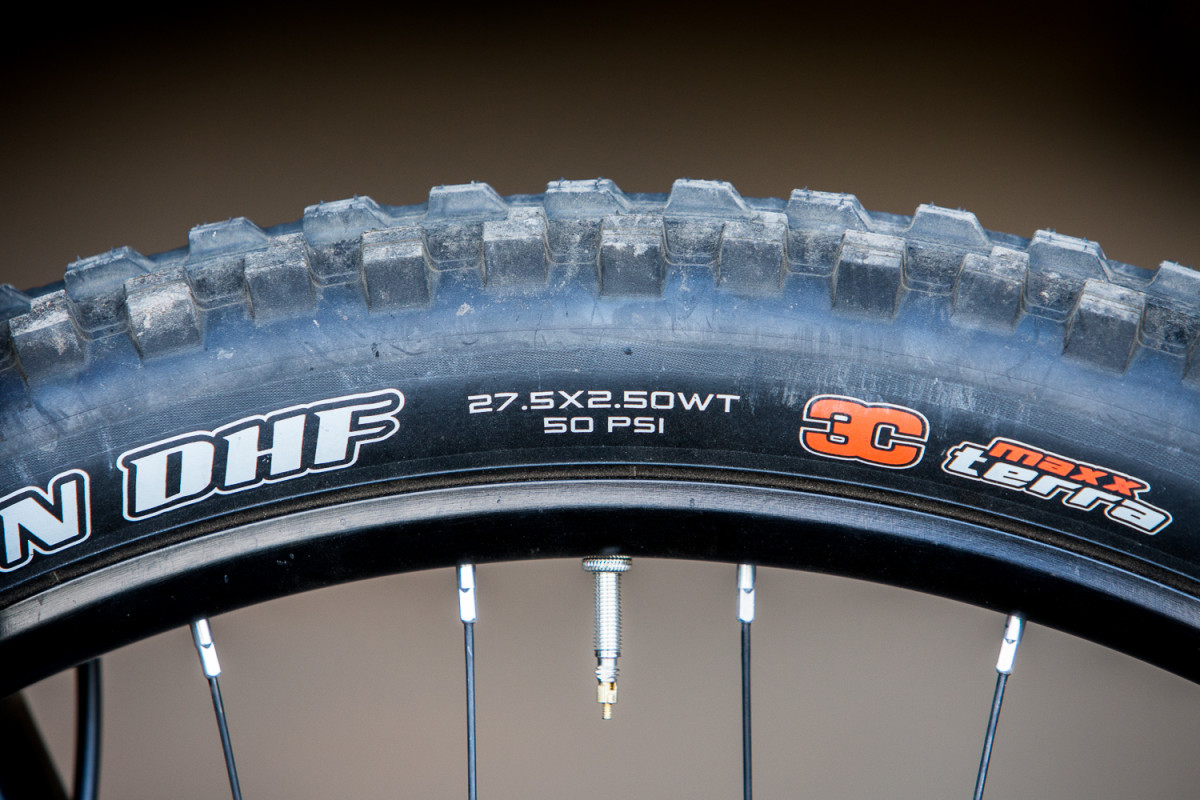 A beginner's guide to mountain bike tires.