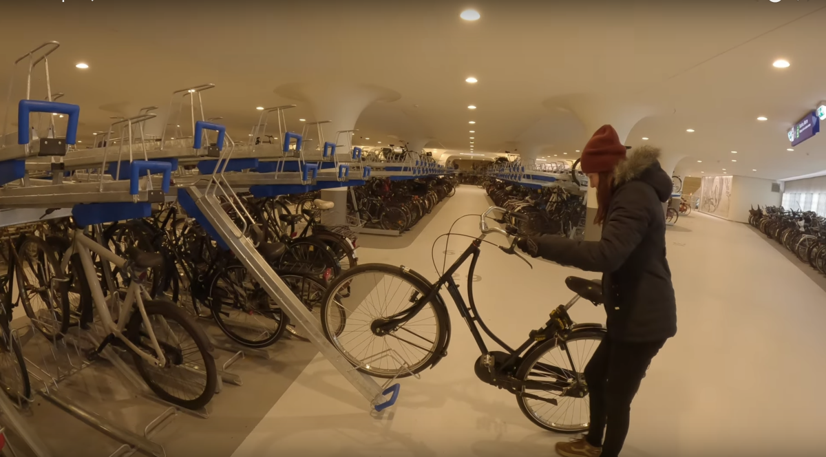 Cyclist Shows Off Underwater Dutch Bicycle Garage