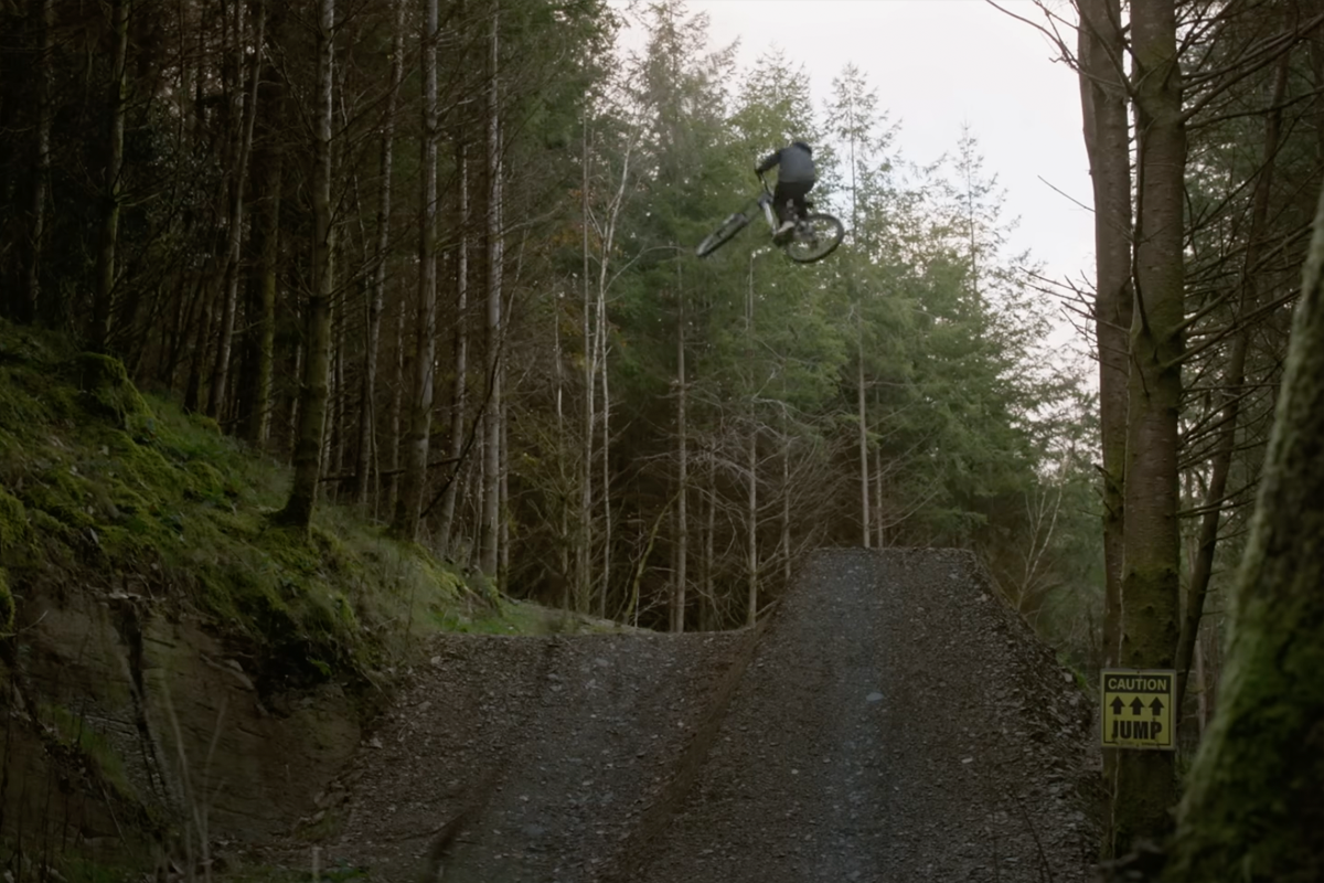 Red Bull Makes Case For Kade Edwards As The "Wildest" Rider In Mountain ...