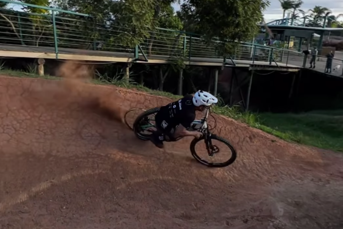 Rider Blows Tire Off Rim In Corner