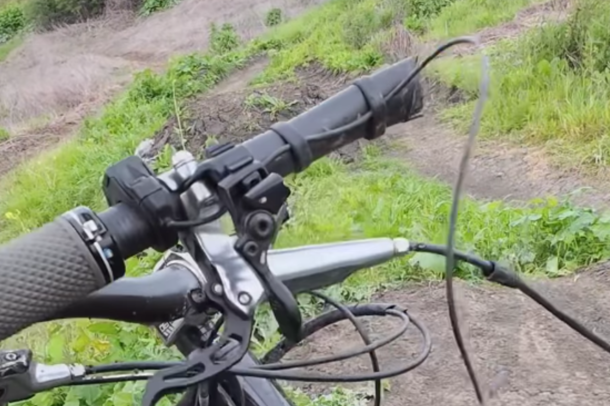 Rider Shatters Handlebar On Impact