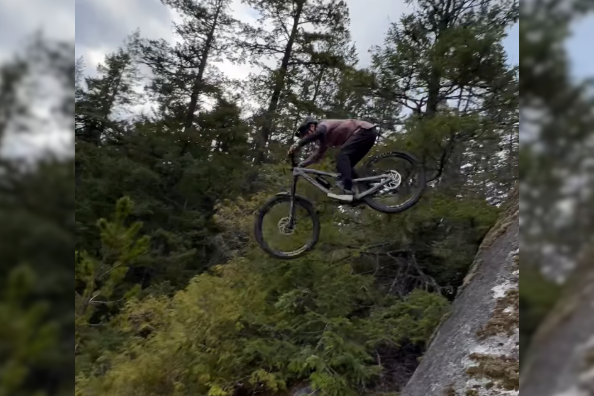 Rémy Métailler Shows New Angle Of Enormous Rock Drop In Squamish