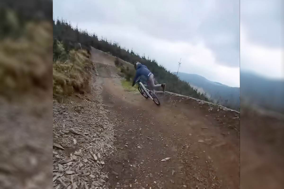 Rider Shows Off 'New' One-Foot Style - BikeMag