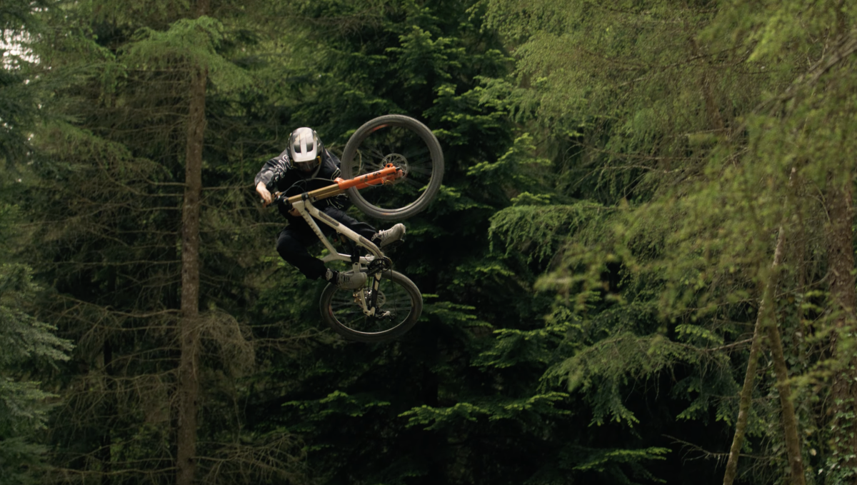 Edgar Briole Goes Huge in "Airborne"