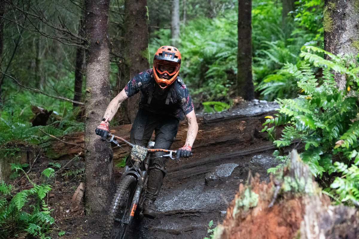 Race Report : Cascadia Dirt Cup Round Three, Raging River, WA