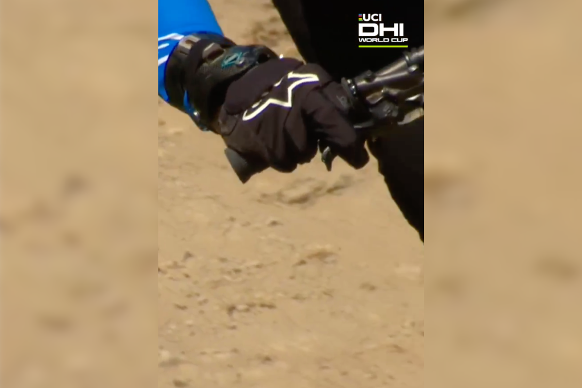 World Cup Rider's Unconventional Braking Method Is Turning Heads