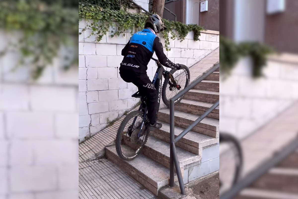 E-biker Takes The Stairs