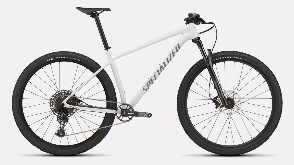 The 10 Best Hardtail Mountain Bikes Under $2,000 | BIKE Magazine