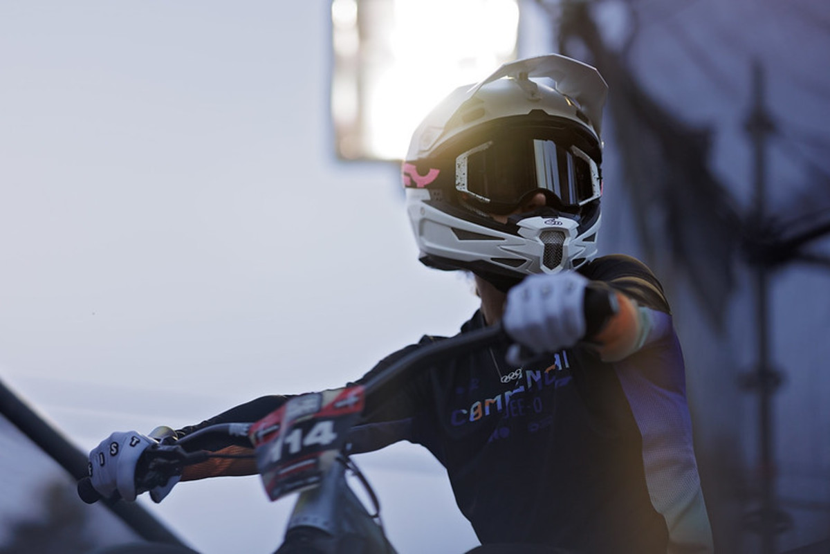 Chains are off as Jackson Frew and Laura Smulders Take Gold in ...