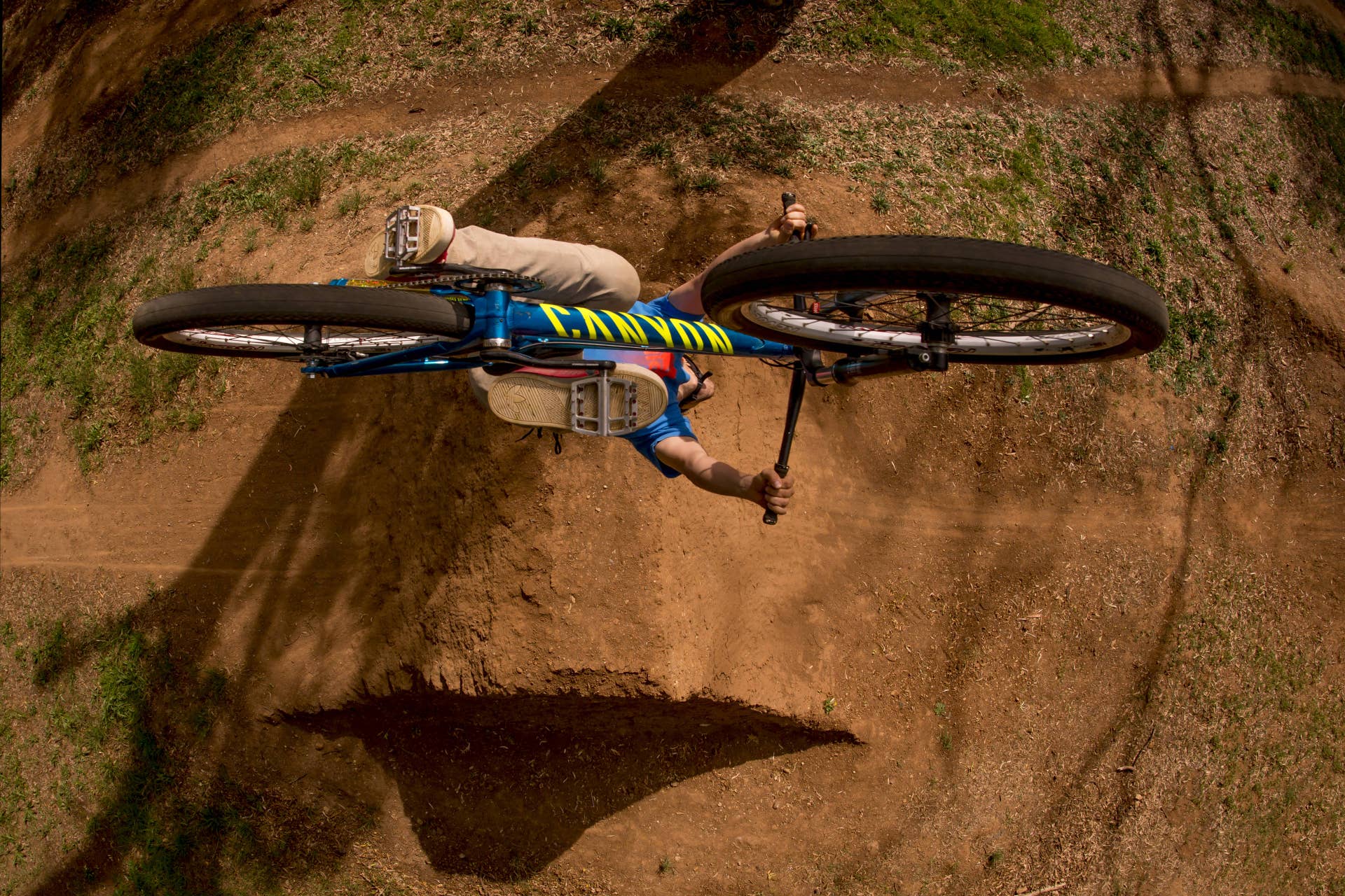 Look: What Happens When You Give A Gravel Bike To A Slopestyle Rider ...