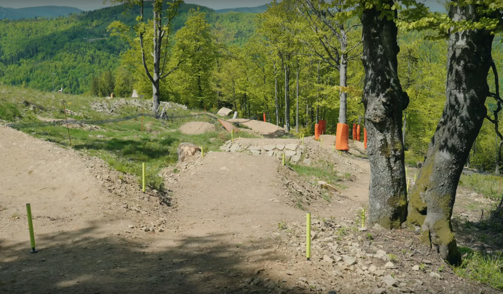 UCI Releases Preview of Bielsko-Biala DH Track - BikeMag