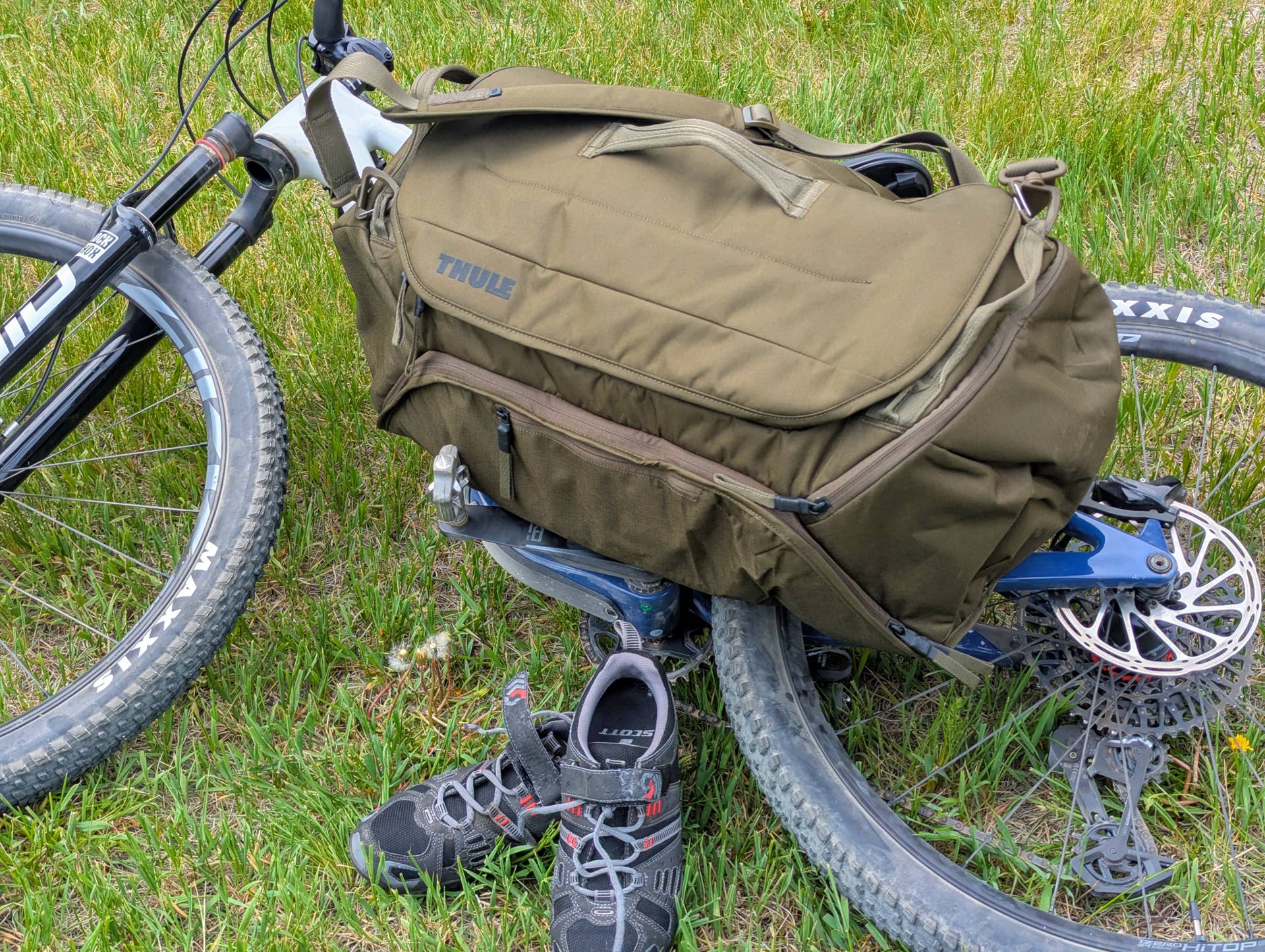 Thule's Roundtrip Bike Duffle Bag Is a Perfect Travel Companion for ...