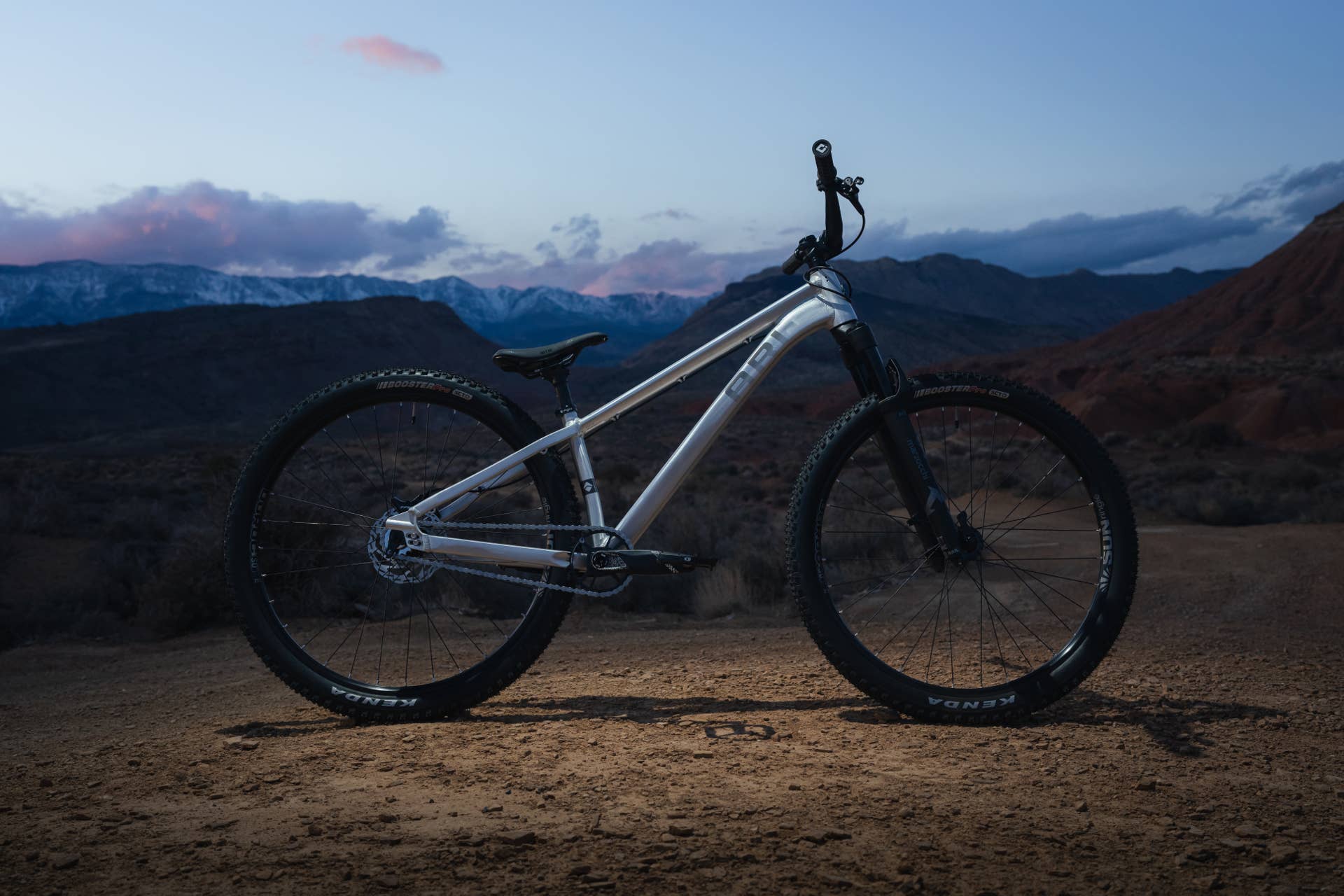 Ari Bikes 801 | Lightweight, Durable, Built to Send - BikeMag