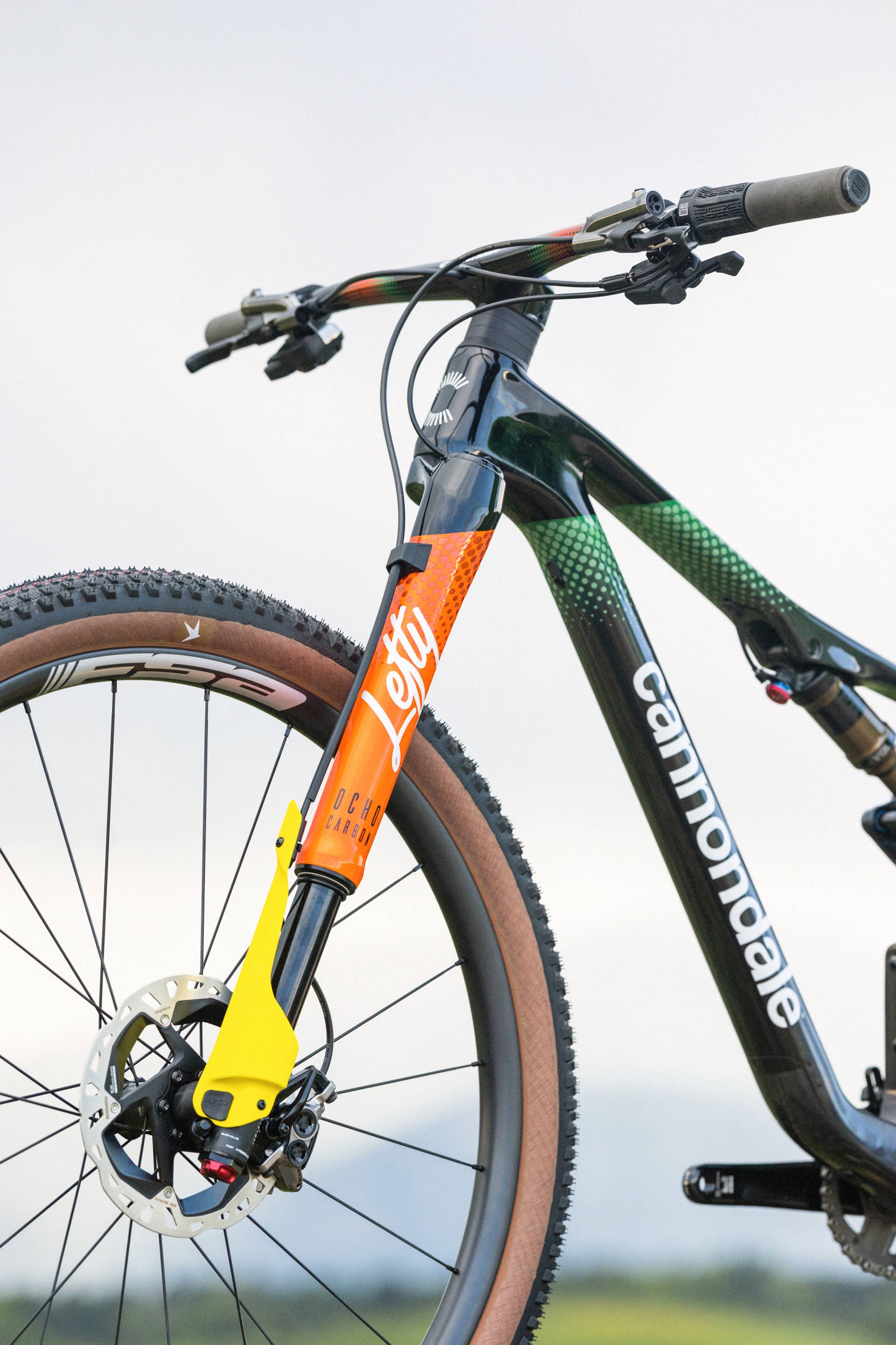 This Bike Brand Was Quick To Offer the Latest Wireless Drivetrain - BikeMag