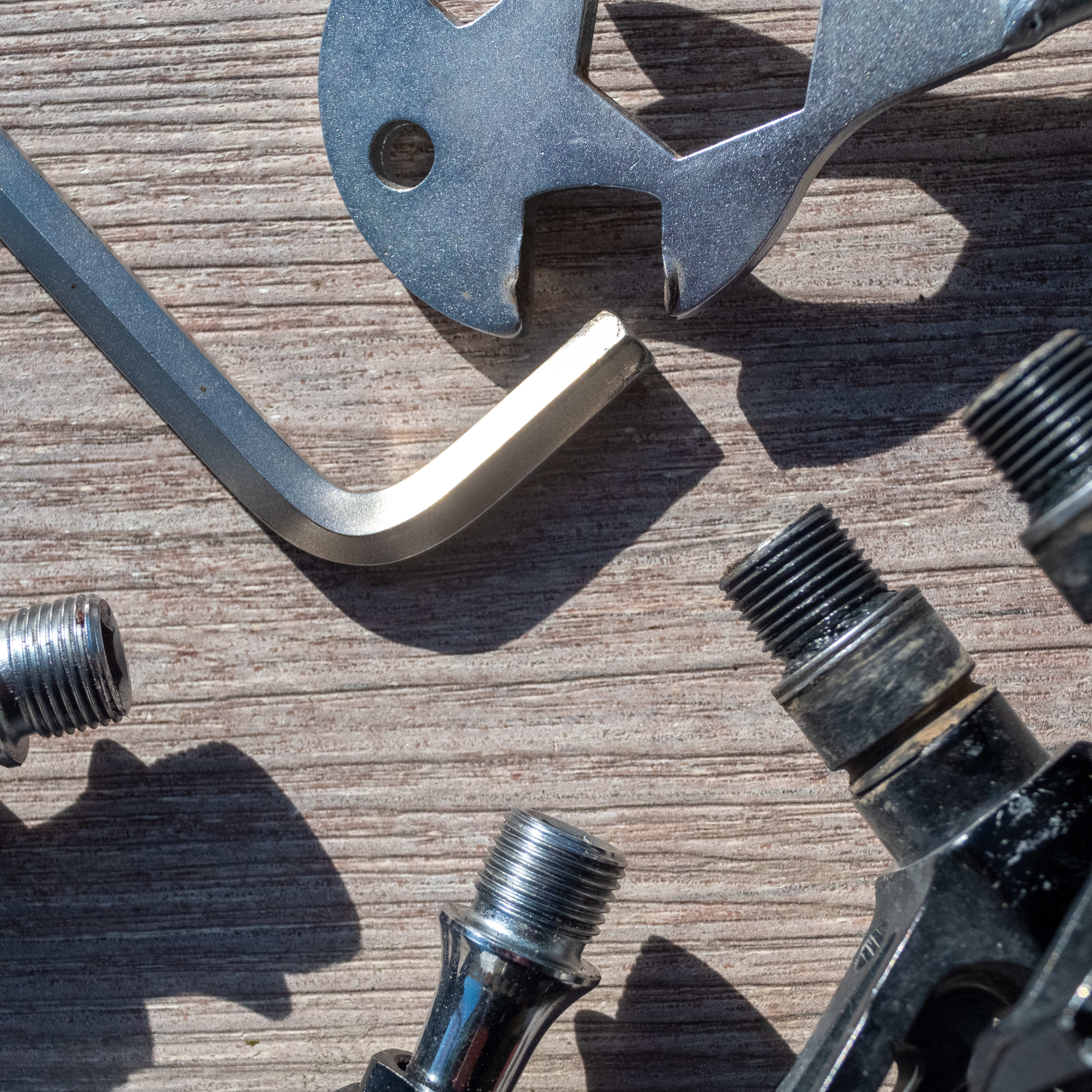 How To Remove Bike Pedals: A Step-by-Step Guide - BikeMag