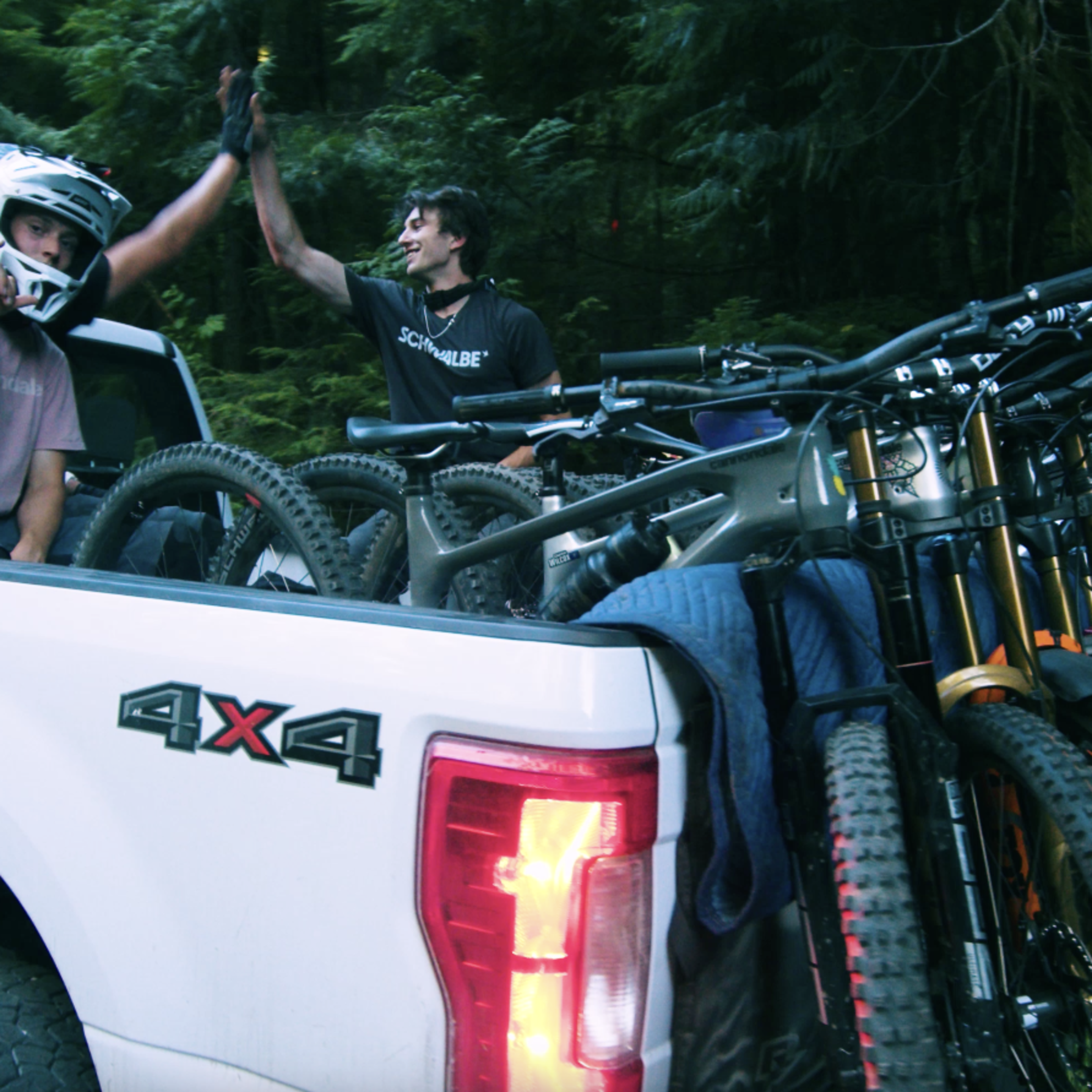 2025 Team Rosters Are Rolling Out: Here Is the Santa Cruz Syndicate ...