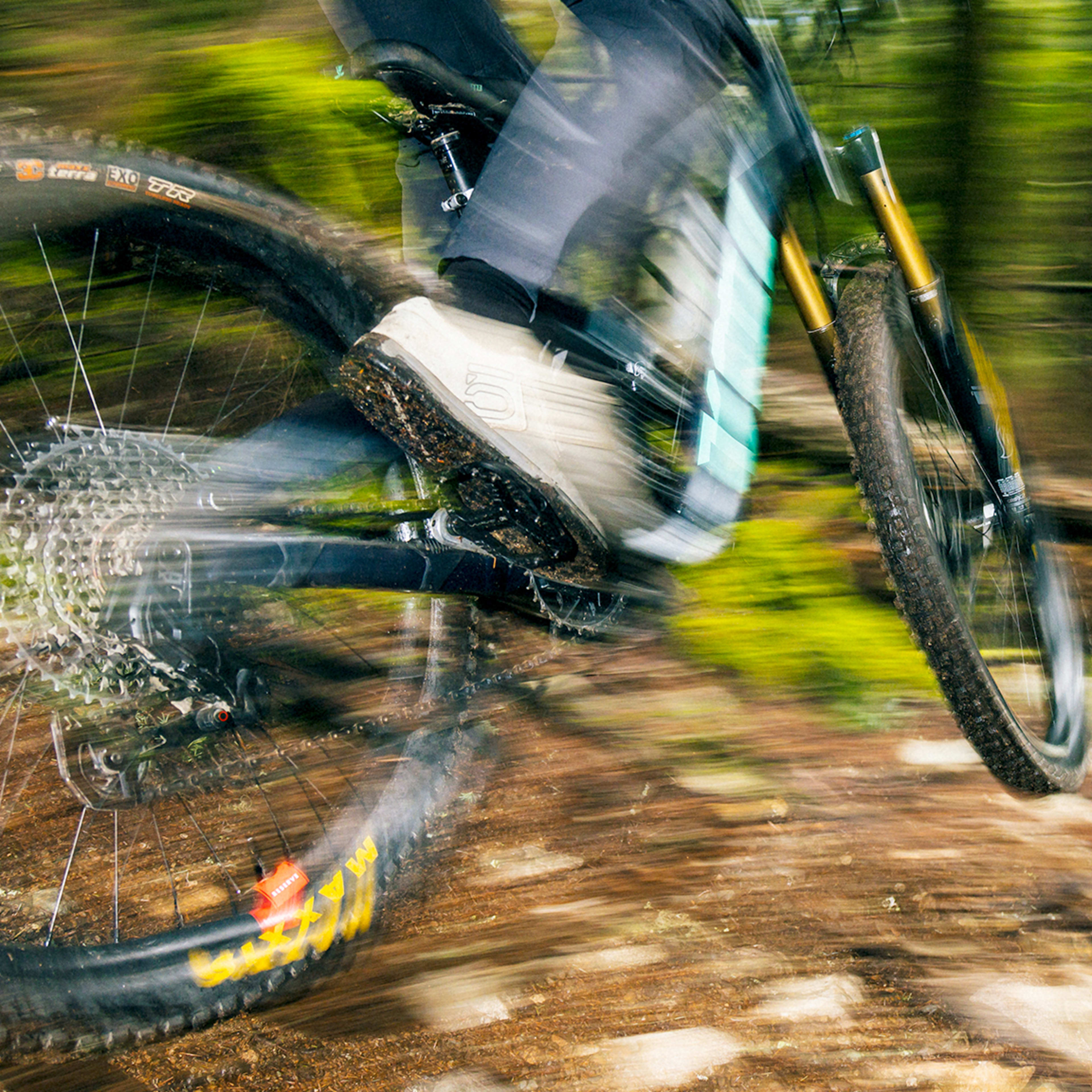 Reserve MTB Wheels Now Feature DT Swiss Degree of Freedom Hubs - BikeMag