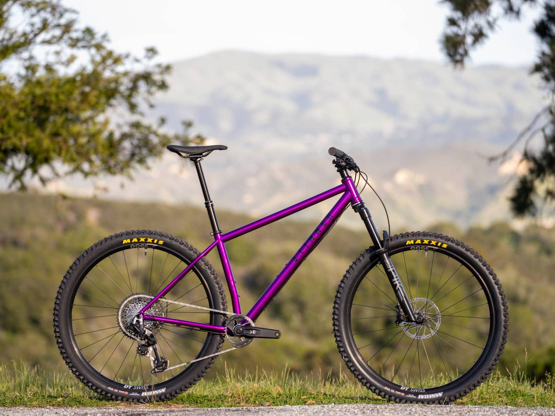 Hardtail vs. Full Suspension: Ultimate MTB Comparison Guide - BikeMag