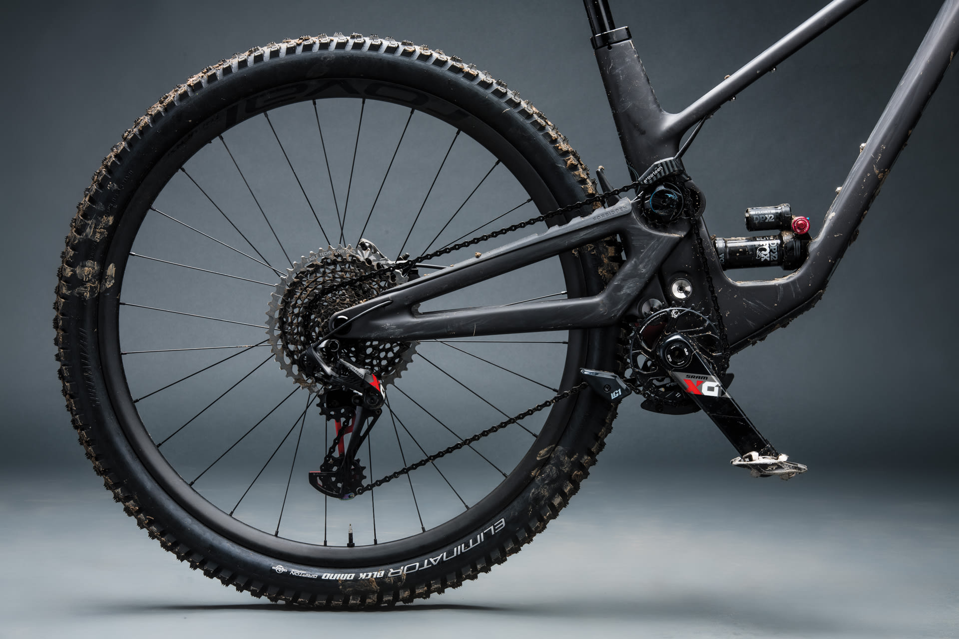 Extreme High-Pivot MTB: The Aper Bikes KOMpace - BikeMag